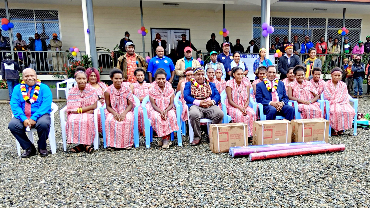 20 women graduate with tailoring skills - Education News PNG